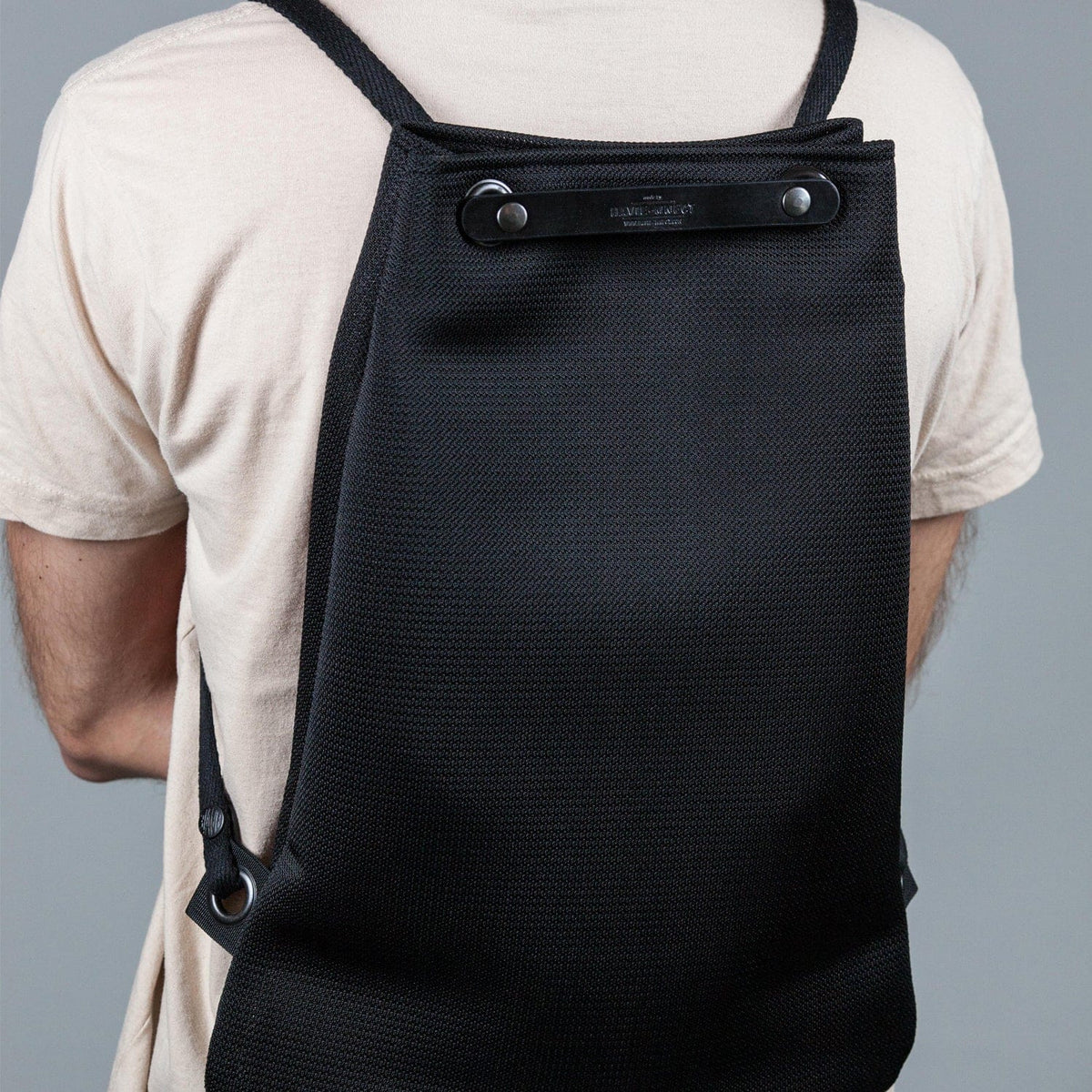 APPLE PICKER BACKPACK BLACK MESH – ARCHIE & DENIS